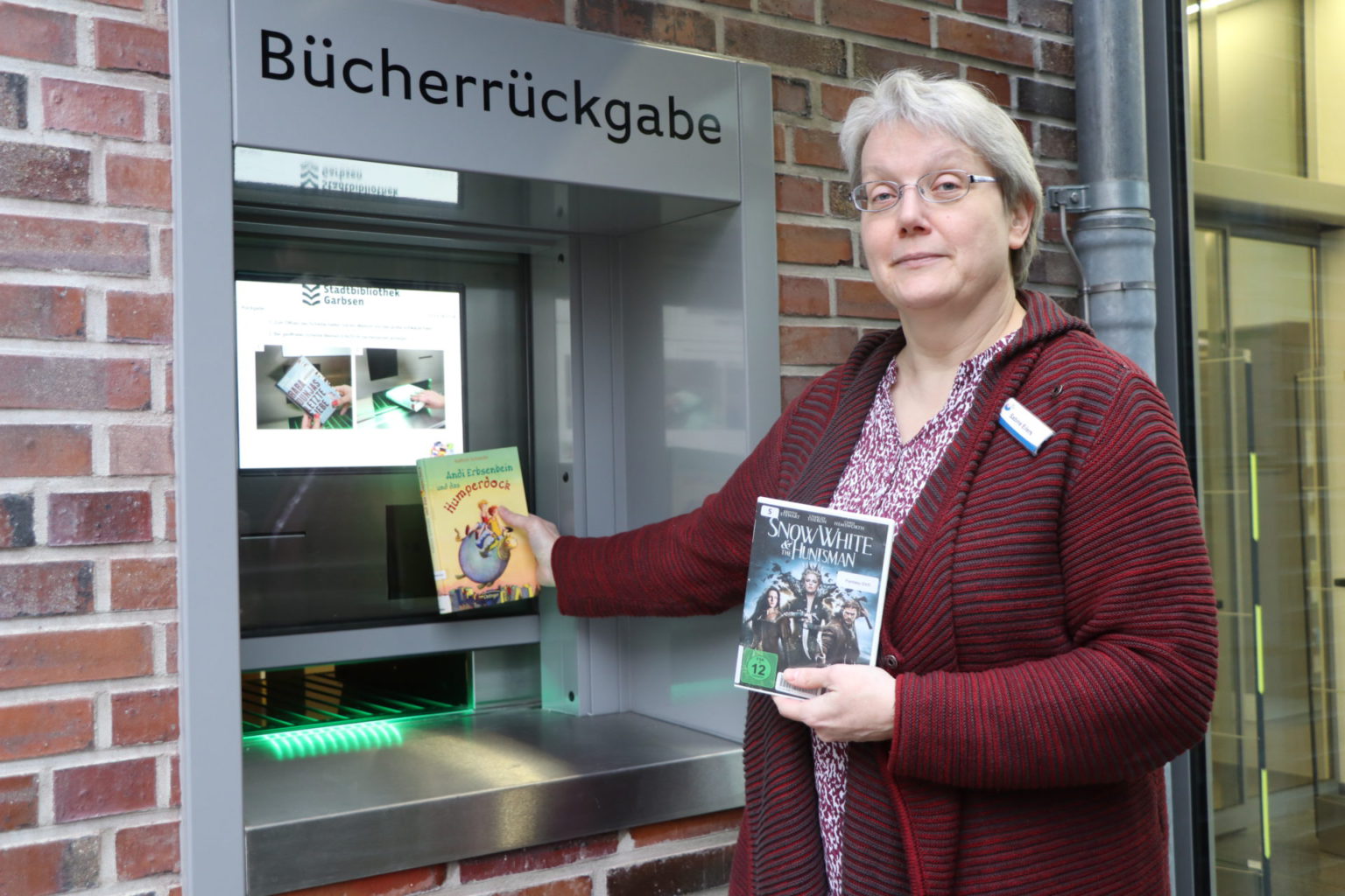 Stadtbibliothek hat eine neue Außenrückgabe - Garbsen City News