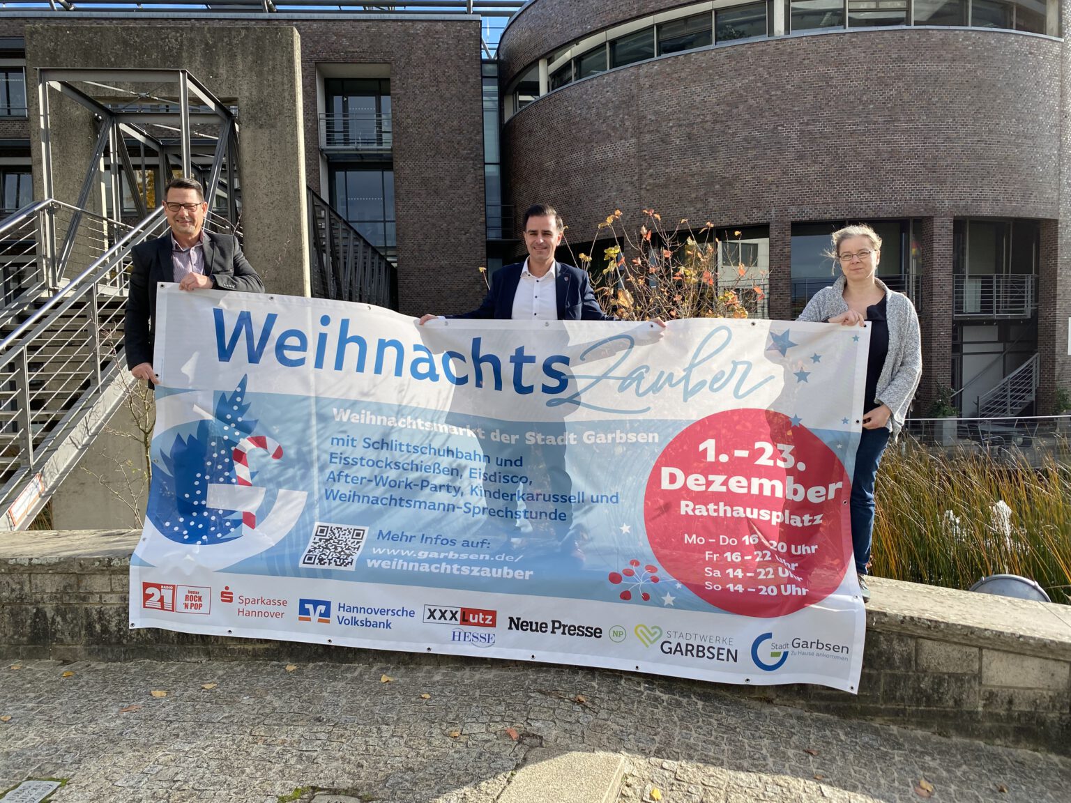 Garbsen im Weihnachtsfieber - Der Rathausplatz wird vom 01. bis 23 ...